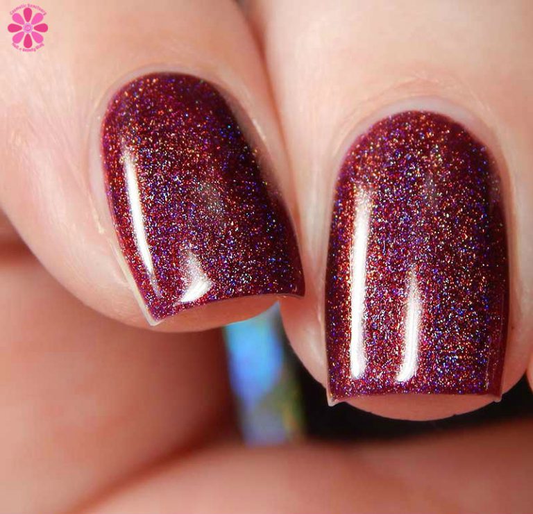 The Holo Hookup September 2017 Royal Women Swatches and Review